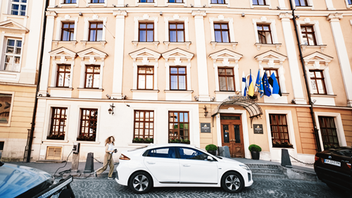 GO TO-U Share the Benefits of Charging Stations for Hotel Guests and ...