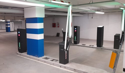 Smooth Parking at Eataly Verona with HUB